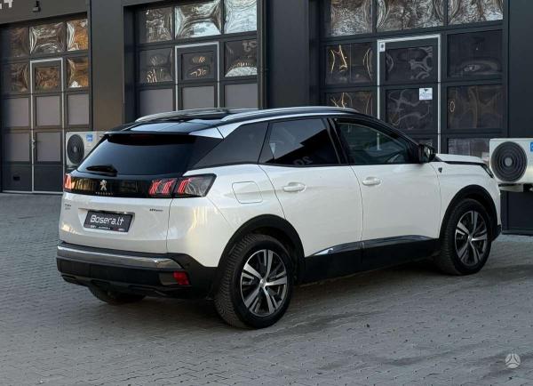 White Peugeot 3008 2022 in Siauliai, with an engine capacity of 1.60 L and mileage of 153 thousand km for 17990 €, photo 5 on AUTOMOTO.COM.LV