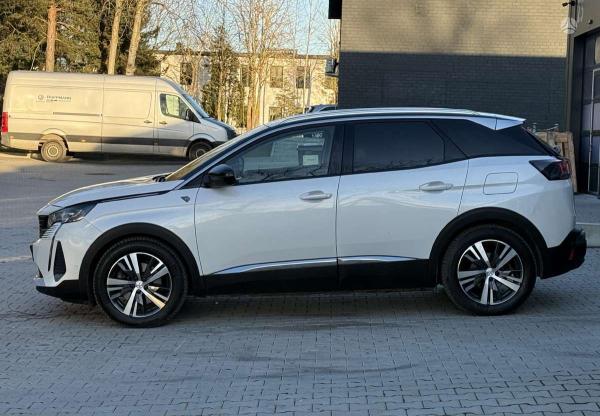 White Peugeot 3008 2022 in Siauliai, with an engine capacity of 1.60 L and mileage of 153 thousand km for 17990 €, photo 8 on AUTOMOTO.COM.LV