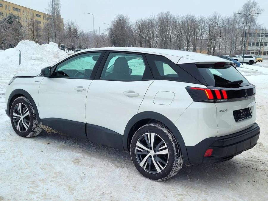 Balts Peugeot 3008 2022 Šauļi, ar dzinēja tilpumu 1.60 L un nobraukumu 173 tūkst. km par 16950 €, foto 4 vietnē AUTOMOTO.COM.LV