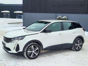 White Peugeot 3008 2022 in Siauliai, with an engine capacity of 1.60 L and mileage of 173 thousand km for 16950 €, photo 3 on AUTOMOTO.COM.LV