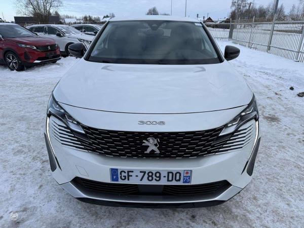 White Peugeot 3008 2022 in Marijampole, with an engine capacity of 1.20 L and mileage of 73 thousand km for 16329 €, photo 2 on AUTOMOTO.COM.LV