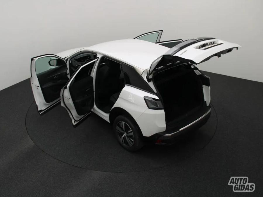 White Peugeot 3008 2022 in Vilnius, with an engine capacity of 1.50 L and mileage of 161 thousand km for 18499 €, photo 13 on AUTOMOTO.COM.LV