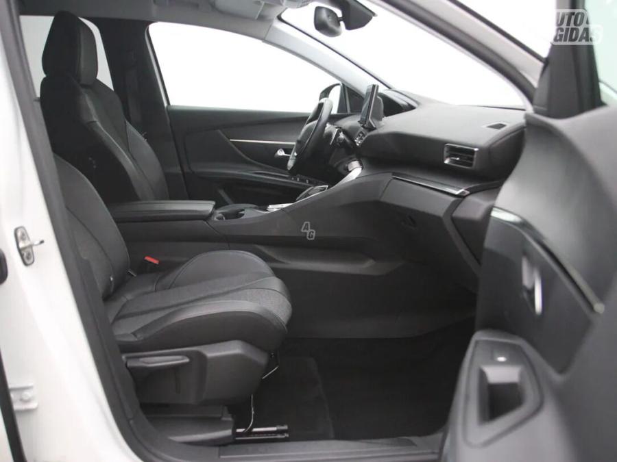 White Peugeot 3008 2022 in Vilnius, with an engine capacity of 1.50 L and mileage of 161 thousand km for 18499 €, photo 14 on AUTOMOTO.COM.LV