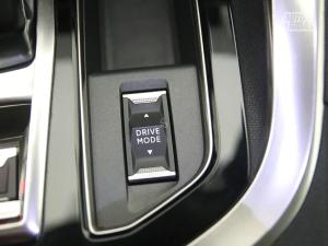 White Peugeot 3008 2022 in Vilnius, with an engine capacity of 1.50 L and mileage of 161 thousand km for 18499 €, photo 31 on AUTOMOTO.COM.LV