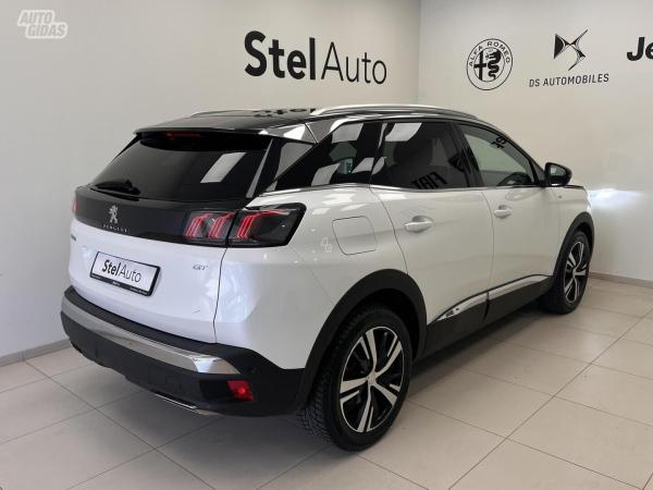 White Peugeot 3008 2022 in Vilnius, with an engine capacity of 1.50 L and mileage of 52 thousand km for 23990 €, photo 5 on AUTOMOTO.COM.LV