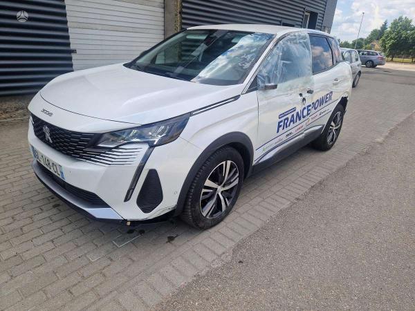 White Peugeot 3008 2022 in Taurage, with an engine capacity of 1.50 L and mileage of 200 thousand km for 10900 €, photo 1 on AUTOMOTO.COM.LV