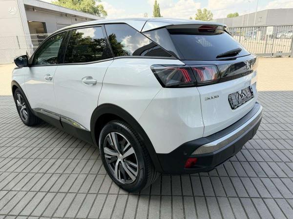 White Peugeot 3008 2022 in Kaunas, with an engine capacity of 1.20 L and mileage of 155 thousand km for 13900 €, photo 4 on AUTOMOTO.COM.LV