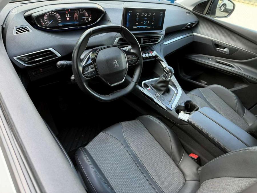 Balts Peugeot 3008 2022 Kauņa, ar dzinēja tilpumu 1.20 L un nobraukumu 155 tūkst. km par 13900 €, foto 7 vietnē AUTOMOTO.COM.LV