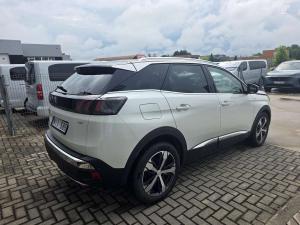 Balts Peugeot 3008 2022 Klaipėda, ar dzinēja tilpumu 1.50 L un nobraukumu 108 tūkst. km par 18300 €, foto 5 vietnē AUTOMOTO.COM.LV