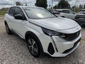 White Peugeot 3008 2022 in Marijampole, with an engine capacity of 1.60 L and mileage of 115 thousand km for 16995 €, photo 4 on AUTOMOTO.COM.LV