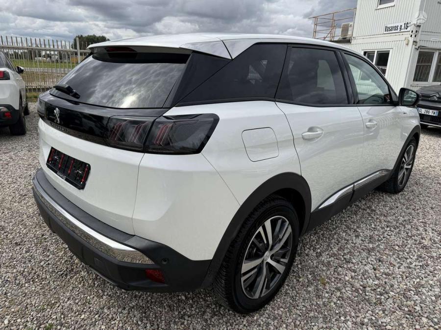 White Peugeot 3008 2022 in Marijampole, with an engine capacity of 1.60 L and mileage of 115 thousand km for 16995 €, photo 6 on AUTOMOTO.COM.LV