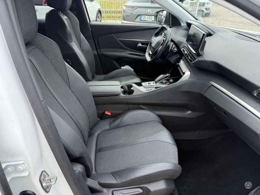 White Peugeot 3008 2022 in Marijampole, with an engine capacity of 1.60 L and mileage of 115 thousand km for 16995 €, photo 21 on AUTOMOTO.COM.LV