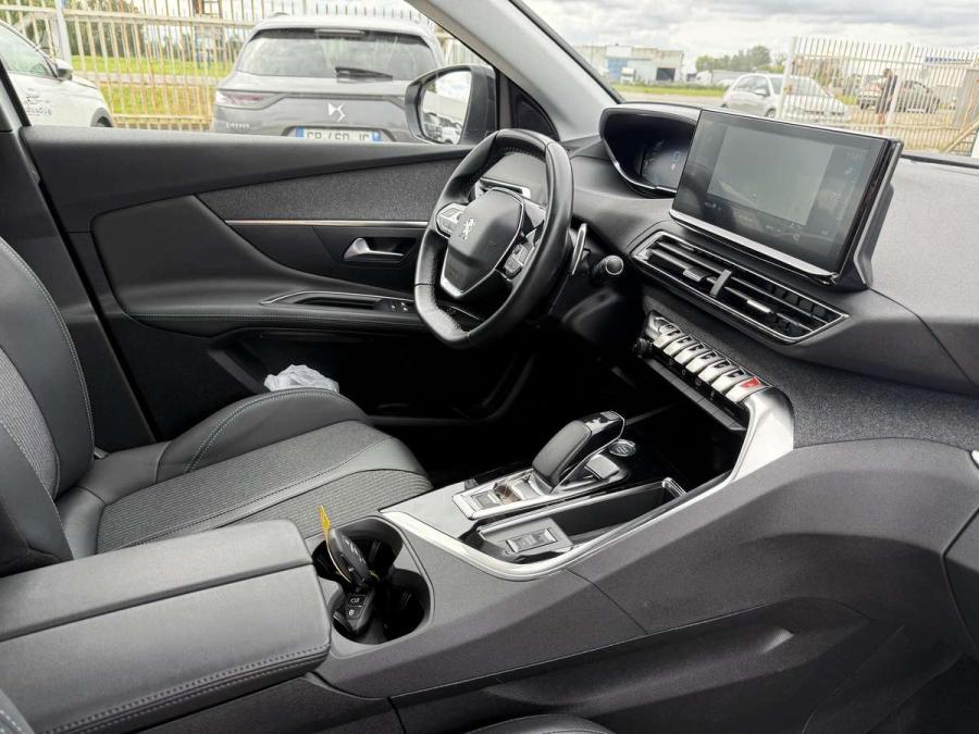White Peugeot 3008 2022 in Marijampole, with an engine capacity of 1.60 L and mileage of 115 thousand km for 16995 €, photo 23 on AUTOMOTO.COM.LV