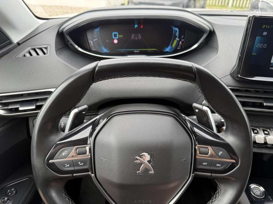 White Peugeot 3008 2022 in Marijampole, with an engine capacity of 1.60 L and mileage of 115 thousand km for 16995 €, photo 37 on AUTOMOTO.COM.LV