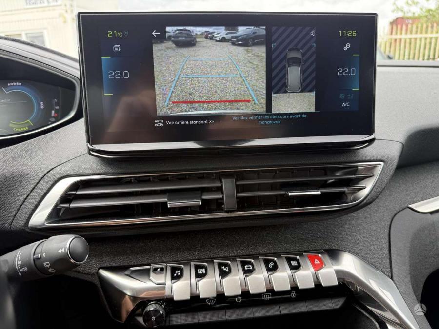 White Peugeot 3008 2022 in Marijampole, with an engine capacity of 1.60 L and mileage of 115 thousand km for 16995 €, photo 42 on AUTOMOTO.COM.LV