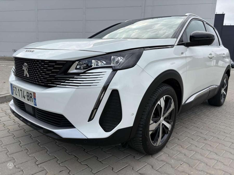 White Peugeot 3008 2022 in Kaunas, with an engine capacity of 1.50 L and mileage of 190 thousand km for 15300 €, photo 1 on AUTOMOTO.COM.LV