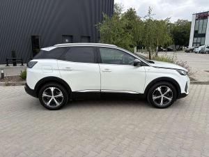 White Peugeot 3008 2022 in Kaunas, with an engine capacity of 1.50 L and mileage of 190 thousand km for 15300 €, photo 7 on AUTOMOTO.COM.LV