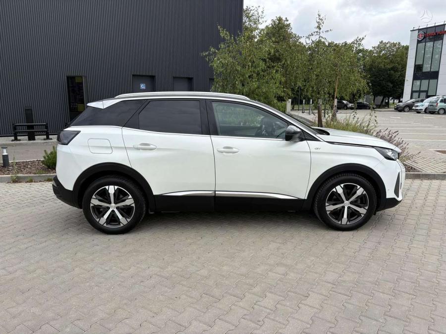 White Peugeot 3008 2022 in Kaunas, with an engine capacity of 1.50 L and mileage of 190 thousand km for 15300 €, photo 7 on AUTOMOTO.COM.LV