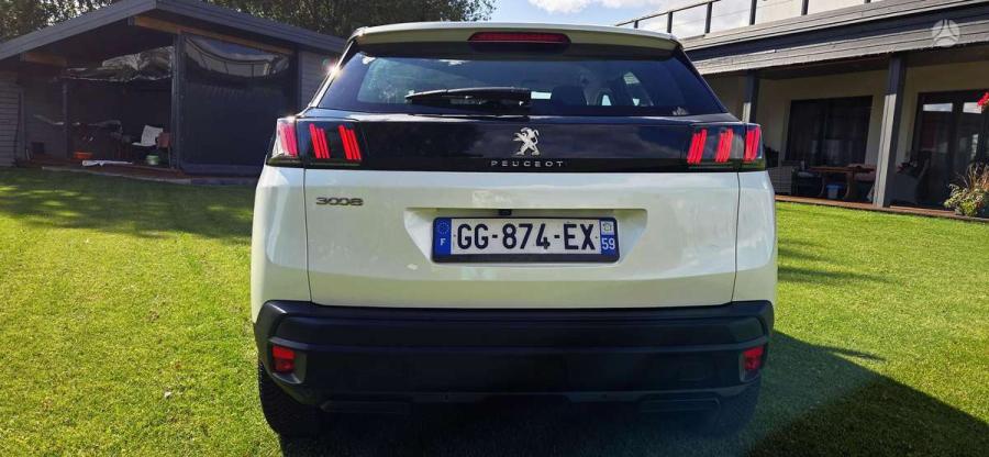 White Peugeot 3008 2022 in Marijampole, with an engine capacity of 1.20 L and mileage of 93 thousand km for 13552 €, photo 7 on AUTOMOTO.COM.LV