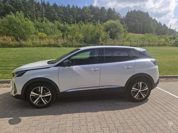 White Peugeot 3008 2022 in Vilnius, with an engine capacity of 1.50 L and mileage of 105 thousand km for 19000 €, photo 1 on AUTOMOTO.COM.LV