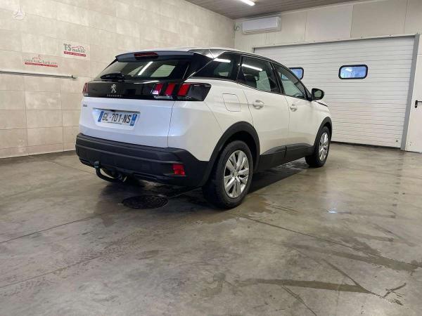 White Peugeot 3008 2023 in Marijampole, with an engine capacity of 1.20 L and mileage of 156 thousand km for 13613 €, photo 4 on AUTOMOTO.COM.LV