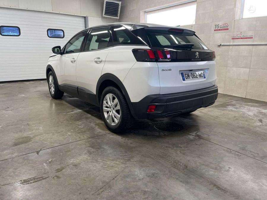 Balts Peugeot 3008 2023 Marijampole, ar dzinēja tilpumu 1.20 L un nobraukumu 158 tūkst. km par 13298 €, foto 7 vietnē AUTOMOTO.COM.LV