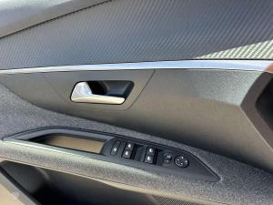 Balts Peugeot 3008 2023 Viļņa, ar dzinēja tilpumu 1.20 L un nobraukumu 158 tūkst. km par 13672 €, foto 14 vietnē AUTOMOTO.COM.LV