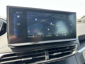 Balts Peugeot 3008 2023 Viļņa, ar dzinēja tilpumu 1.20 L un nobraukumu 158 tūkst. km par 13672 €, foto 15 vietnē AUTOMOTO.COM.LV