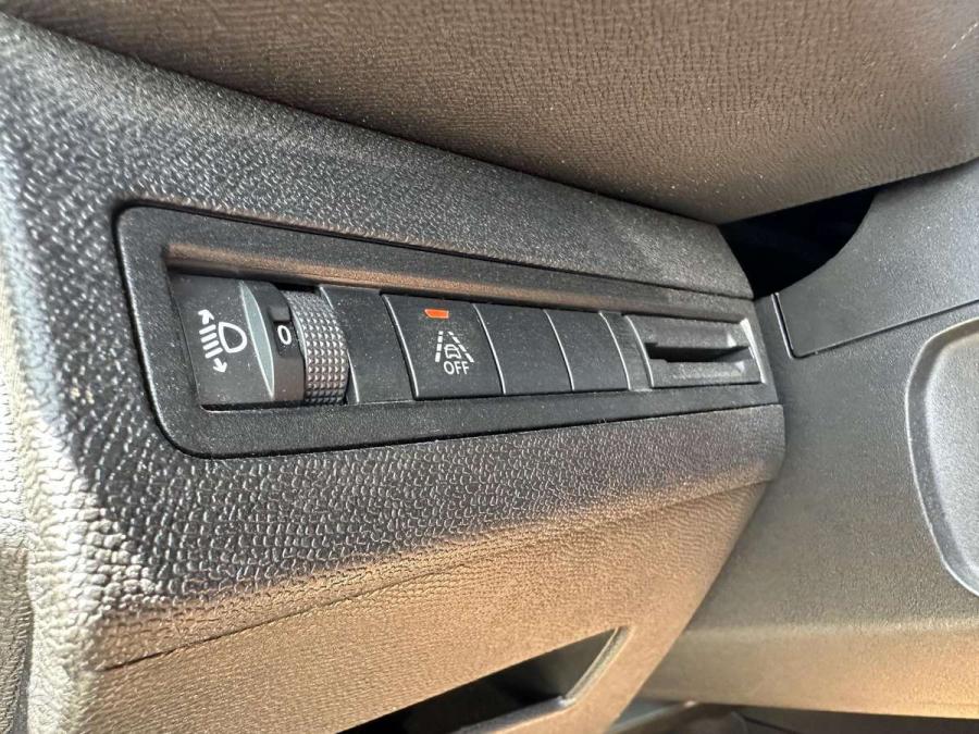Balts Peugeot 3008 2023 Viļņa, ar dzinēja tilpumu 1.20 L un nobraukumu 158 tūkst. km par 13672 €, foto 22 vietnē AUTOMOTO.COM.LV