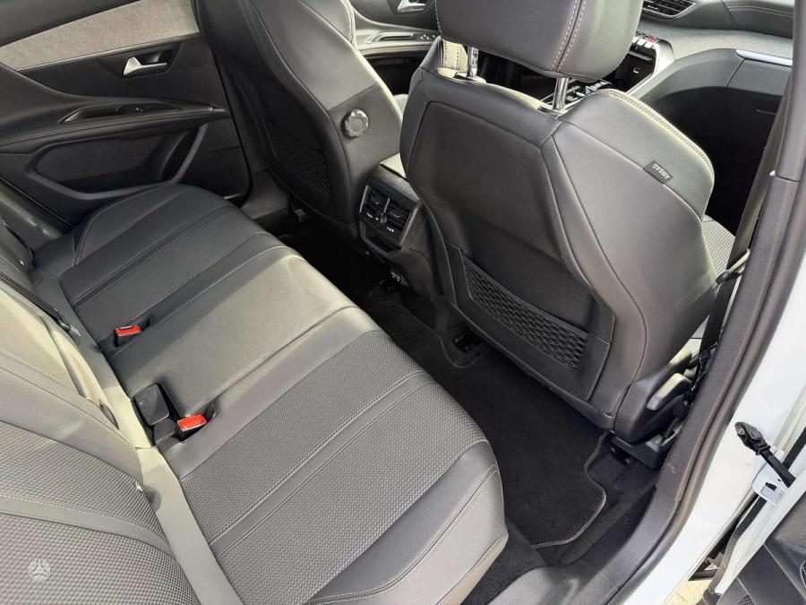 Balts Peugeot 3008 2023 Marijampole, ar dzinēja tilpumu 1.20 L un nobraukumu 120 tūkst. km par 17545 €, foto 29 vietnē AUTOMOTO.COM.LV