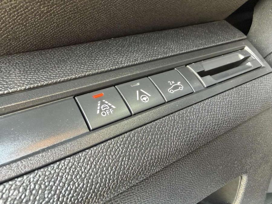 Balts Peugeot 3008 2023 Marijampole, ar dzinēja tilpumu 1.20 L un nobraukumu 120 tūkst. km par 17545 €, foto 34 vietnē AUTOMOTO.COM.LV