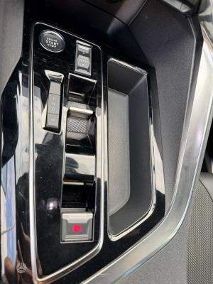Balts Peugeot 3008 2023 Marijampole, ar dzinēja tilpumu 1.20 L un nobraukumu 120 tūkst. km par 17545 €, foto 37 vietnē AUTOMOTO.COM.LV
