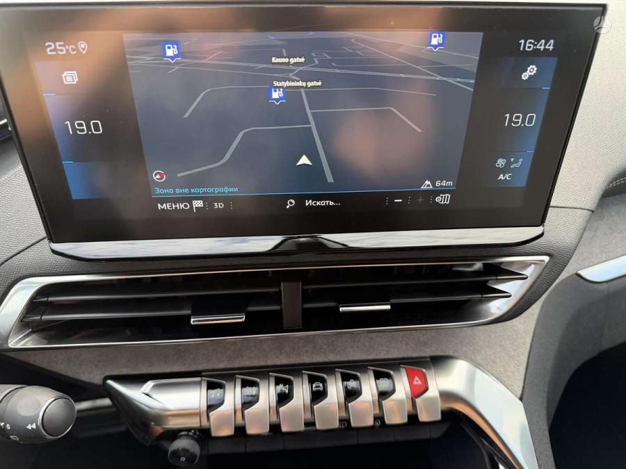 Balts Peugeot 3008 2023 Marijampole, ar dzinēja tilpumu 1.20 L un nobraukumu 120 tūkst. km par 17545 €, foto 39 vietnē AUTOMOTO.COM.LV