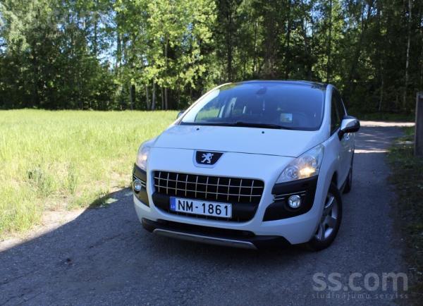 White Peugeot 3008 2009 in Riga, with an engine capacity of 2.00 L and mileage of 258 thousand km for 3800 €, photo 1 on AUTOMOTO.COM.LV