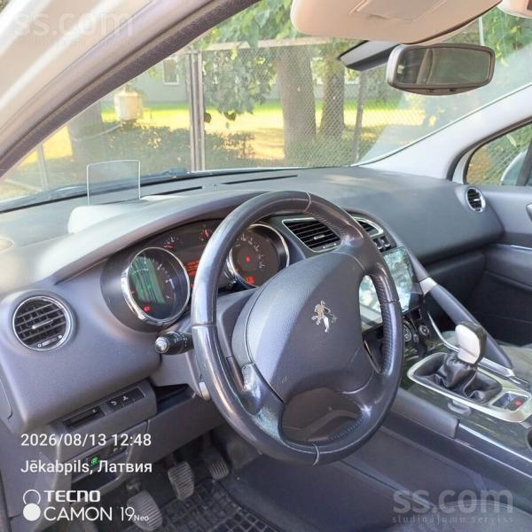 Balts Peugeot 3008 2009 Rīga, ar dzinēja tilpumu 1.60 L un nobraukumu 209 tūkst. km par 4400 €, foto 4 vietnē AUTOMOTO.COM.LV
