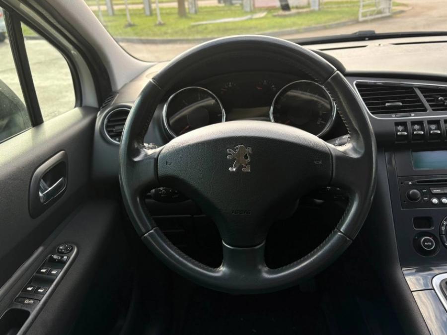 Balts Peugeot 3008 2010 Rīga, ar dzinēja tilpumu 1.60 L un nobraukumu 238 tūkst. km par 4950 €, foto 18 vietnē AUTOMOTO.COM.LV