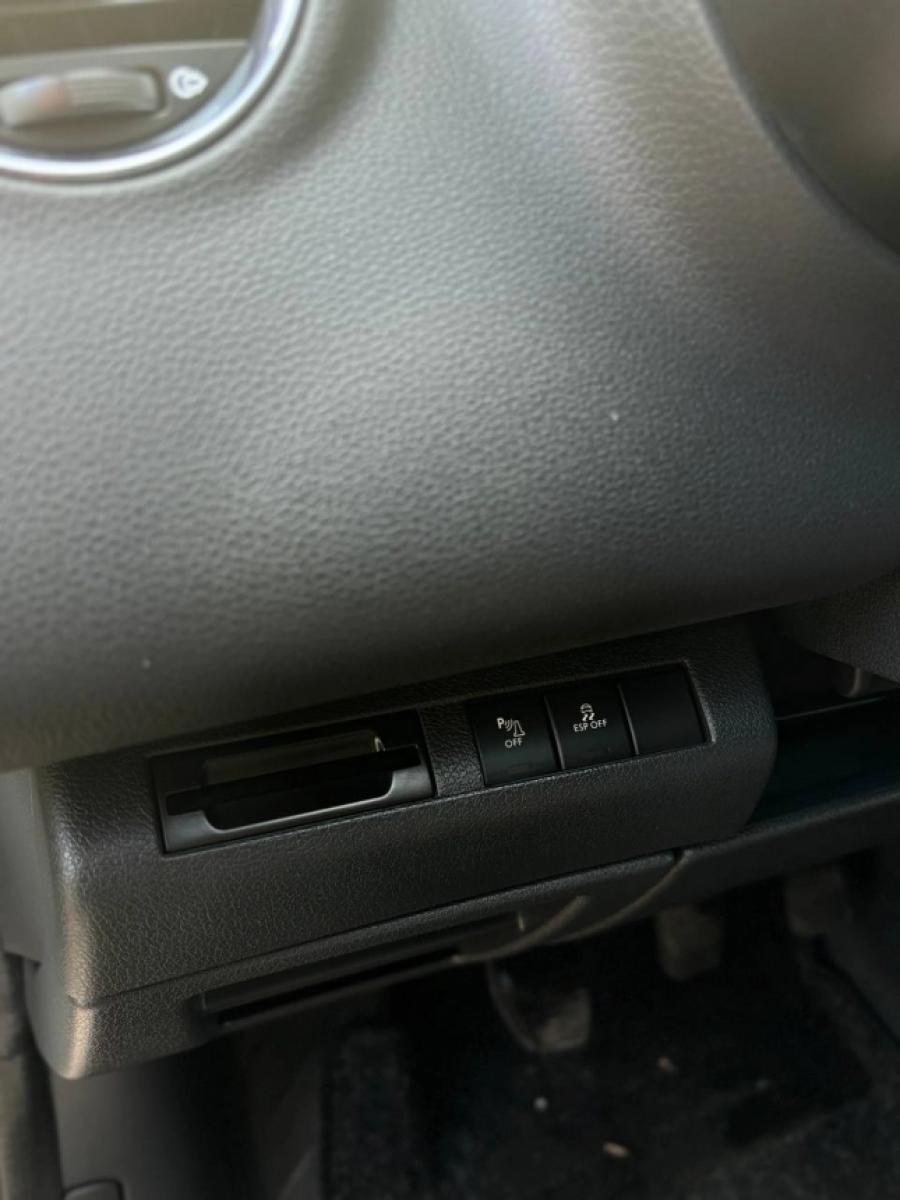 Balts Peugeot 3008 2010 Rīga, ar dzinēja tilpumu 1.60 L un nobraukumu 238 tūkst. km par 4950 €, foto 23 vietnē AUTOMOTO.COM.LV