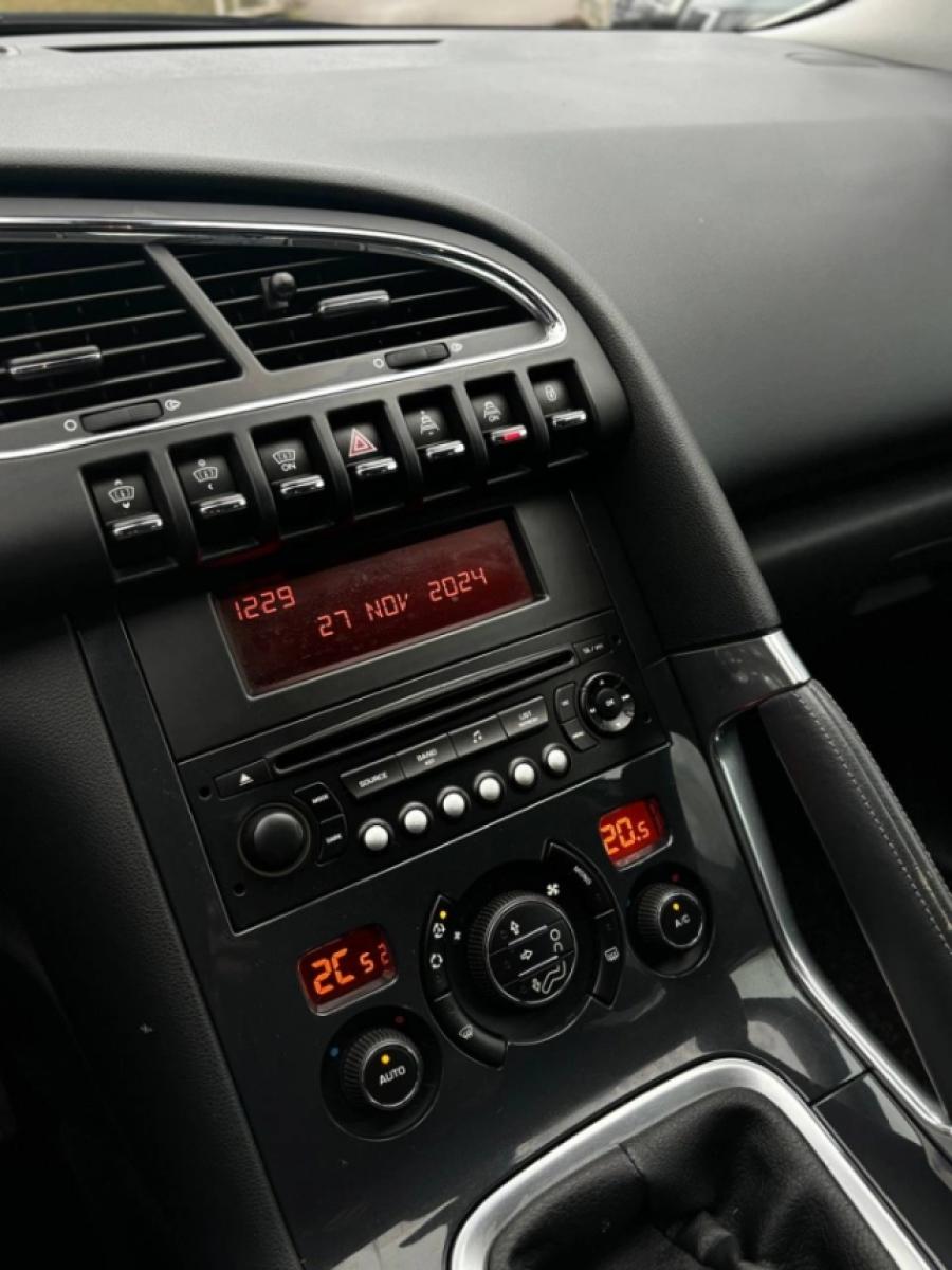 Balts Peugeot 3008 2010 Rīga, ar dzinēja tilpumu 1.60 L un nobraukumu 238 tūkst. km par 4950 €, foto 31 vietnē AUTOMOTO.COM.LV