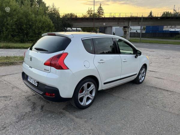 Balts Peugeot 3008 2010 Viļņa, ar dzinēja tilpumu 2.00 L un nobraukumu 255 tūkst. km par 2850 €, foto 4 vietnē AUTOMOTO.COM.LV