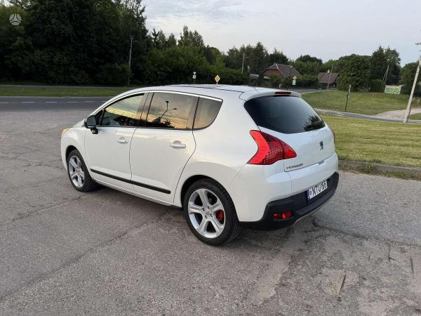Balts Peugeot 3008 2010 Viļņa, ar dzinēja tilpumu 2.00 L un nobraukumu 255 tūkst. km par 2850 €, foto 5 vietnē AUTOMOTO.COM.LV