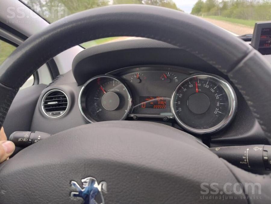 Balts Peugeot 3008 2010 Ludza, ar dzinēja tilpumu 2.00 L un nobraukumu 222 tūkst. km par 3950 €, foto 9 vietnē AUTOMOTO.COM.LV