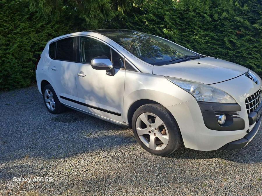 White Peugeot 3008 2011 in Pasvalys, with an engine capacity of 1.60 L and mileage of 237 thousand km for 2700 €, photo 12 on AUTOMOTO.COM.LV