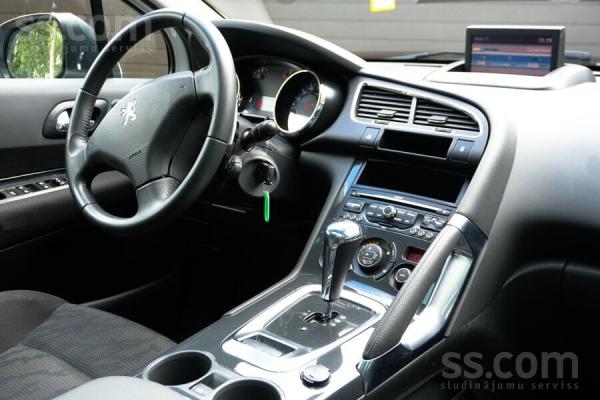 Белый Пежо 3008 2011 в Рига, объемом двигателя 1.60 л и пробегом 312 тыс. км за 4790 €, фото 11 на AUTOMOTO.COM.LV