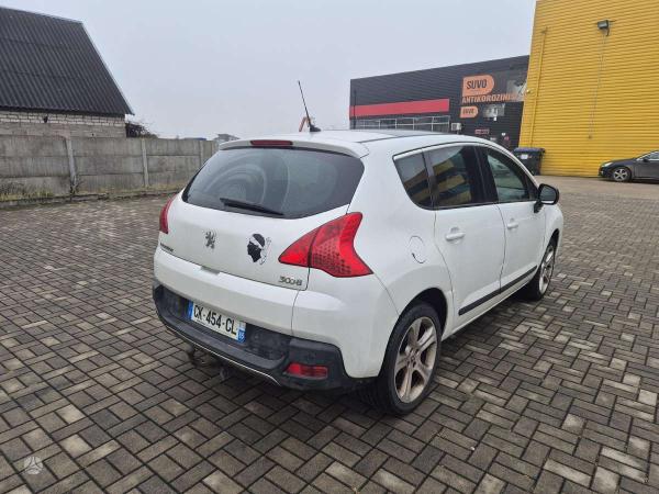 White Peugeot 3008 2012 in Taurage, with an engine capacity of 1.60 L and mileage of 250 thousand km for 3200 €, photo 3 on AUTOMOTO.COM.LV