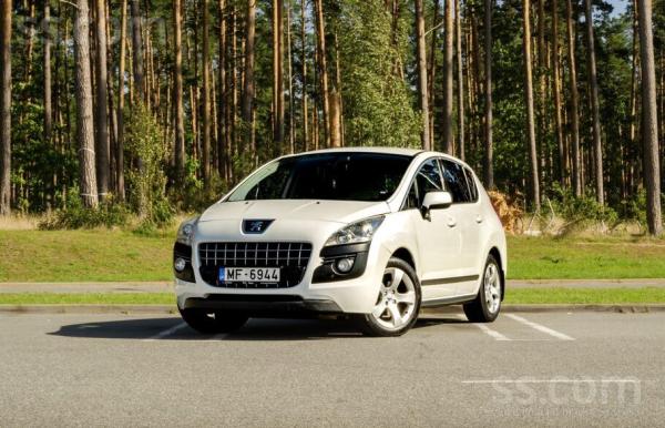 Balts Peugeot 3008 2012 Rīga, ar dzinēja tilpumu 1.60 L un nobraukumu 238 tūkst. km par 3990 €, foto 1 vietnē AUTOMOTO.COM.LV