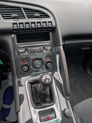 White Peugeot 3008 2014 in Taurage, with an engine capacity of 1.60 L and mileage of 208 thousand km for 6200 €, photo 13 on AUTOMOTO.COM.LV