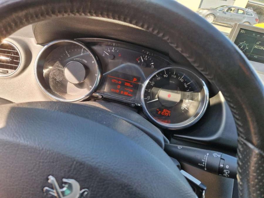 Balts Peugeot 3008 2016 Tauragė, ar dzinēja tilpumu 1.60 L un nobraukumu 210 tūkst. km par 5900 €, foto 11 vietnē AUTOMOTO.COM.LV