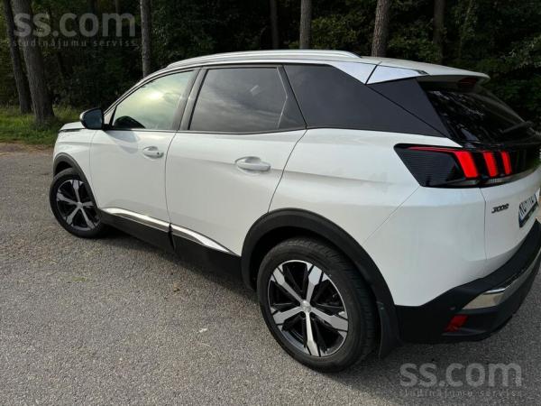 White Peugeot 3008 2018 in Riga, with an engine capacity of 1.50 L and mileage of 52 thousand km for 16999 €, photo 4 on AUTOMOTO.COM.LV