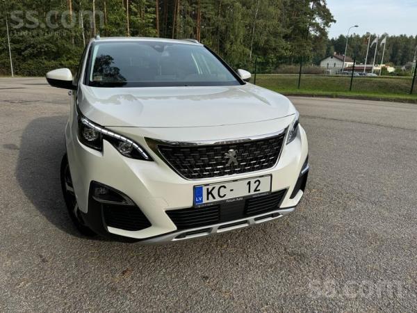 White Peugeot 3008 2018 in Riga, with an engine capacity of 1.50 L and mileage of 52 thousand km for 16999 €, photo 6 on AUTOMOTO.COM.LV