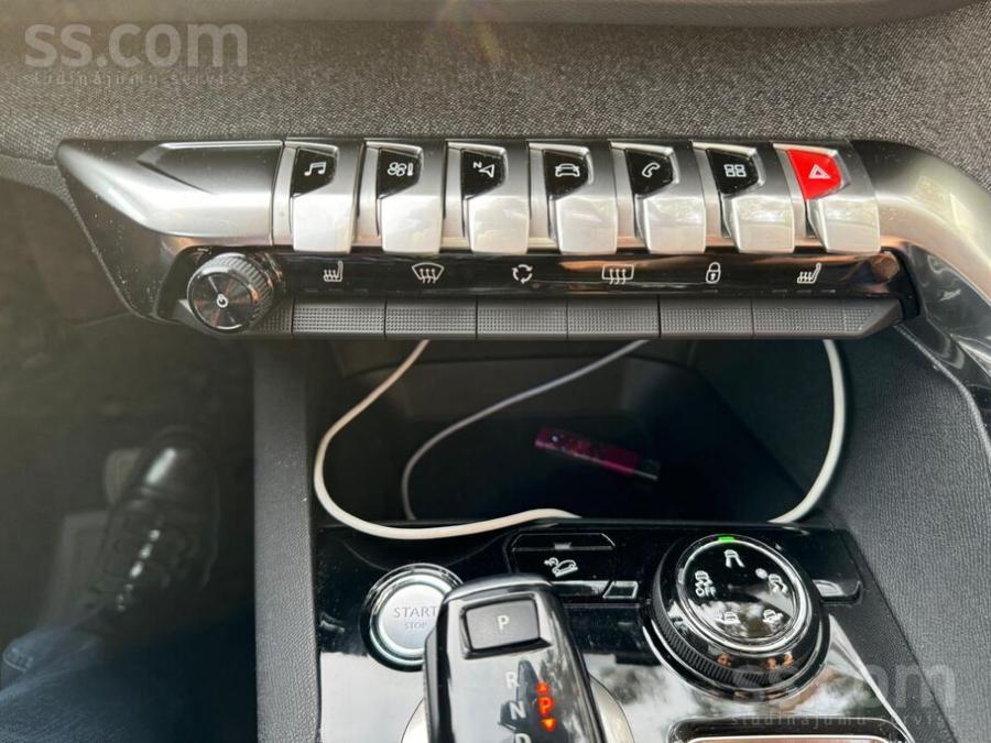 Balts Peugeot 3008 2018 Rīga, ar dzinēja tilpumu 1.50 L un nobraukumu 52 tūkst. km par 14999 €, foto 11 vietnē AUTOMOTO.COM.LV
